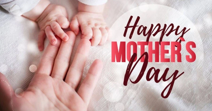 10 Heartwarming Ways to Celebrate Mother's Day - WEEKLY WOO